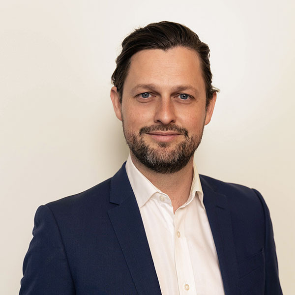 Leadership - Lighthouse Industries