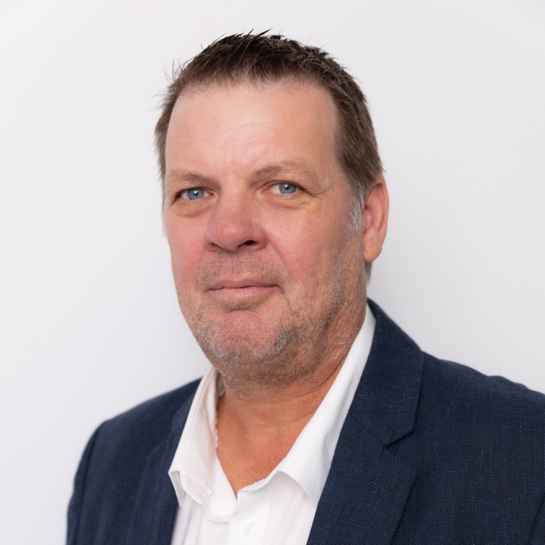 Leadership - Lighthouse Industries